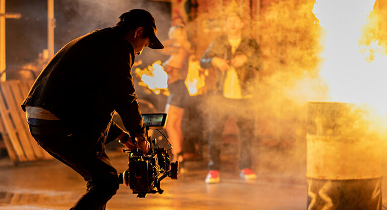 3 Key Factors To Keep In Mind When Filming Outdoors - Lemonlight